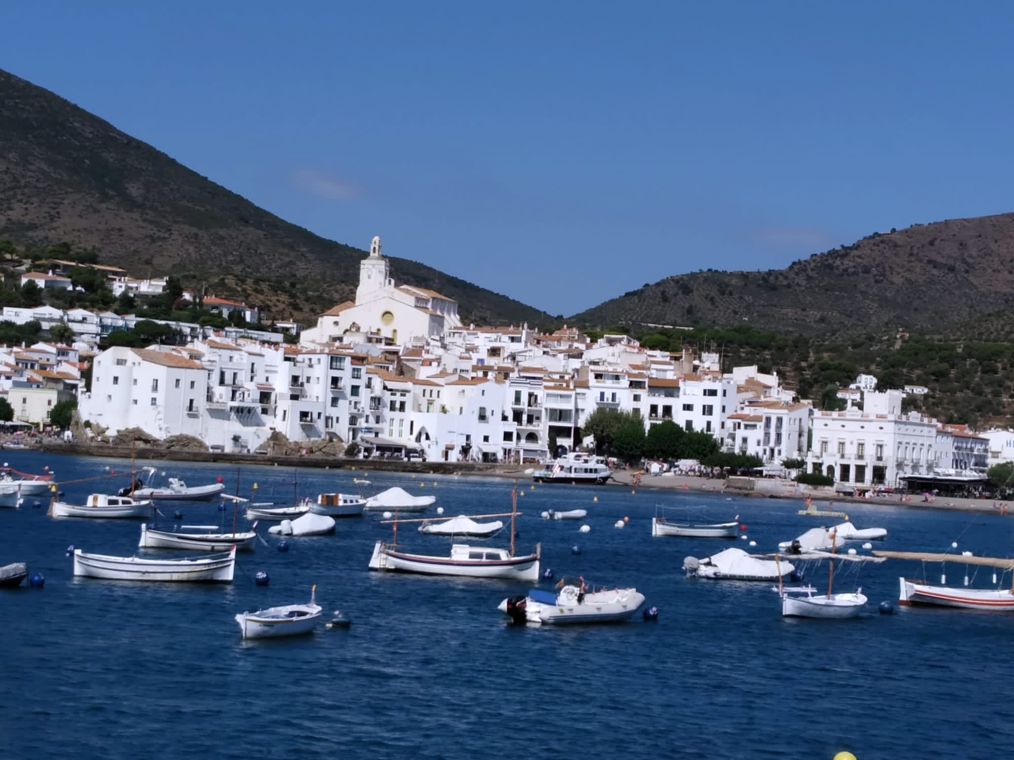 IMÁGENES DE CADAQUÉS | Gorrion de Asfalto